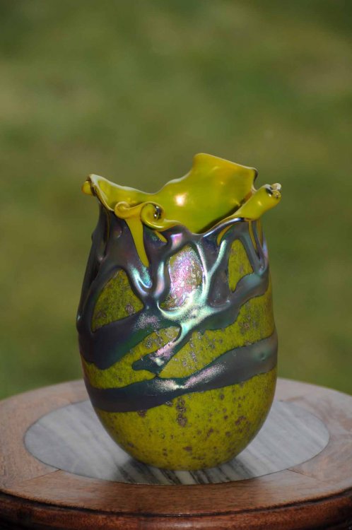 Lotton Art Glass Artists | Lotton Art Glass Gallery & Studios | Crete, IL