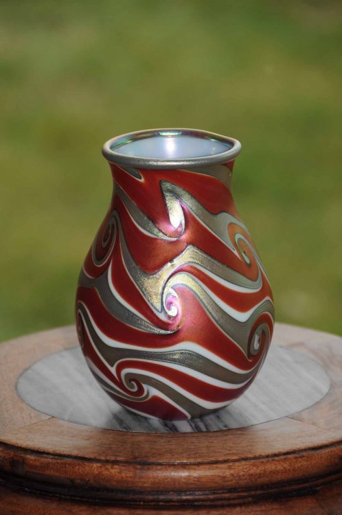 Lotton Art Glass Artists | Lotton Art Glass Gallery & Studios | Crete, IL
